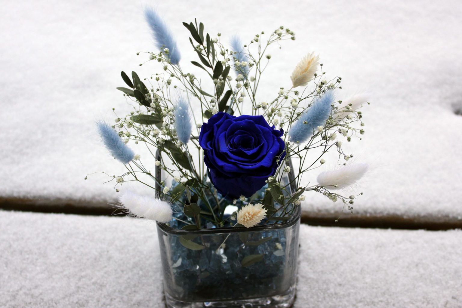 4 Blue Eternal Roses in Glass Vase - Vivien Florist
